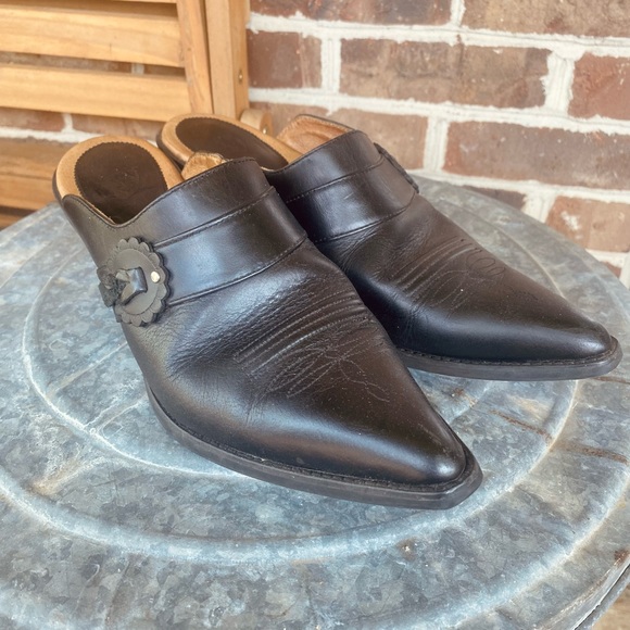 Ariat | Shoes | Ariat Black Mules | Poshmark